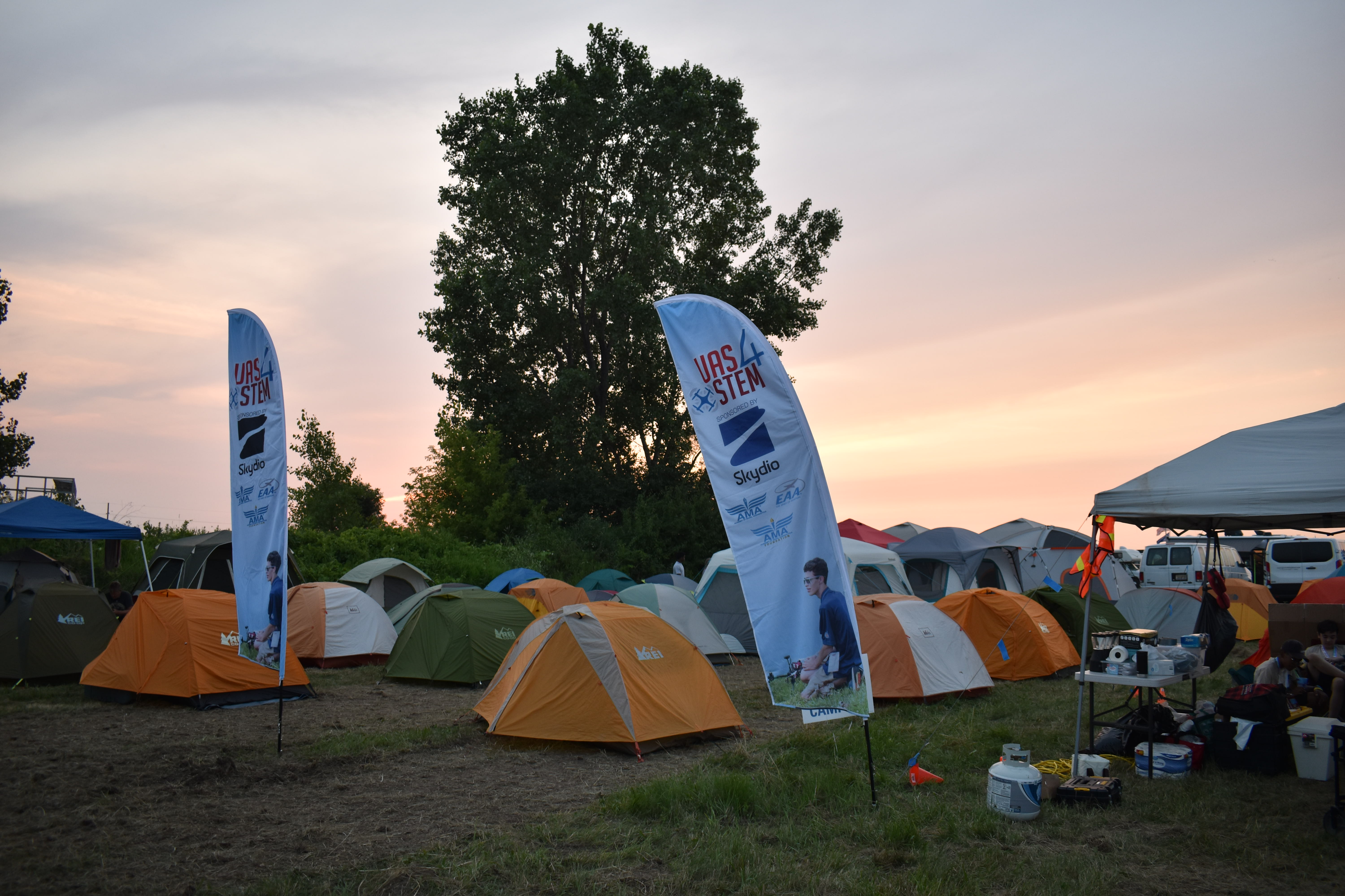 An amazing adventure at AirVenture | Academy of Model Aeronautics ...